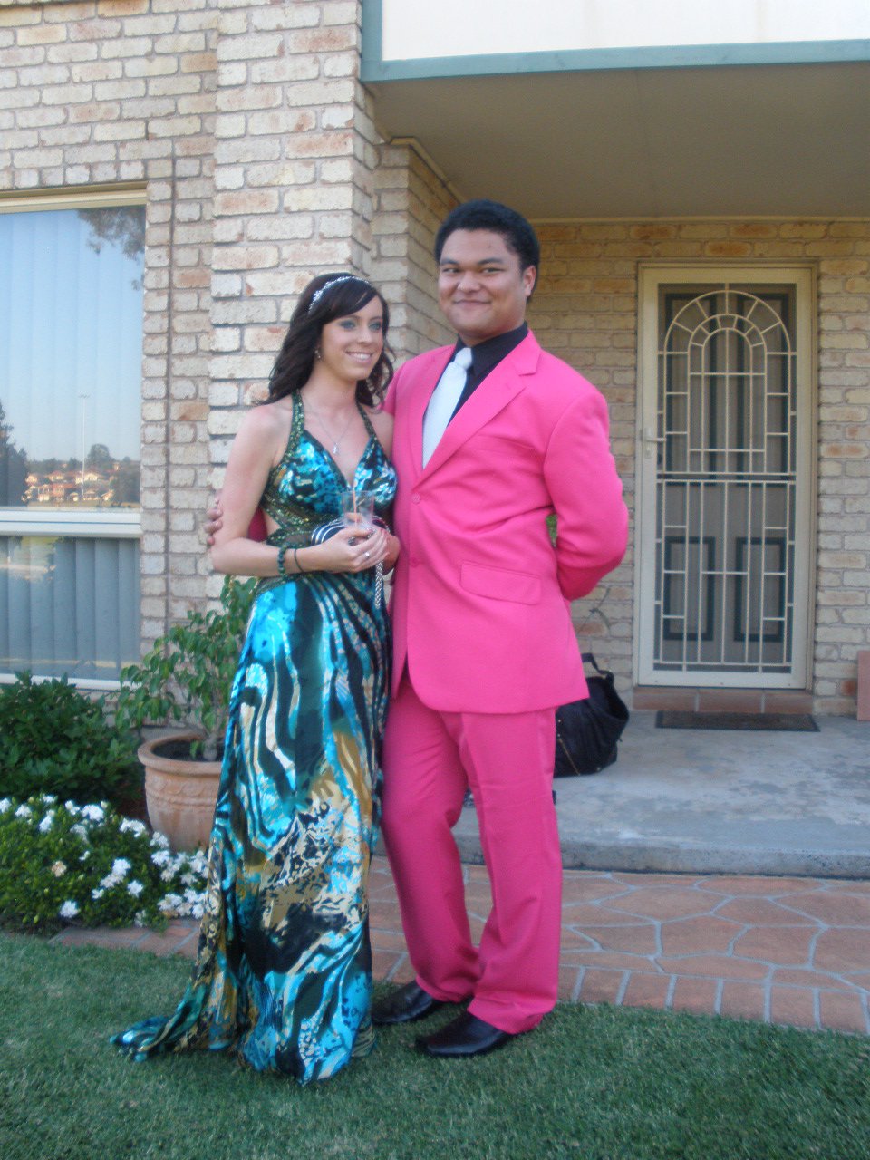 Satisfashion: Coloured suits for men | Widow's Lure